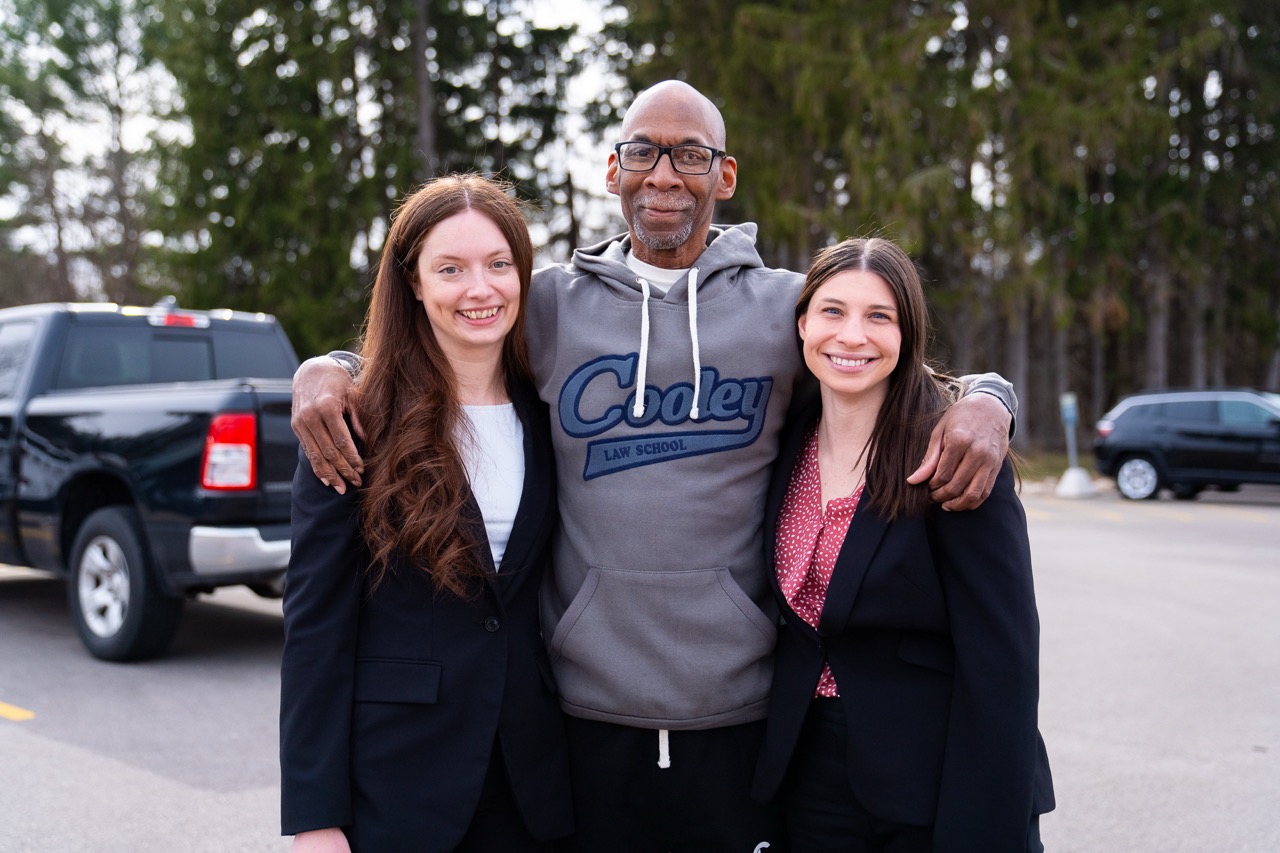 Cooley Law School Innocence Project Secures Release of Dell Crawford